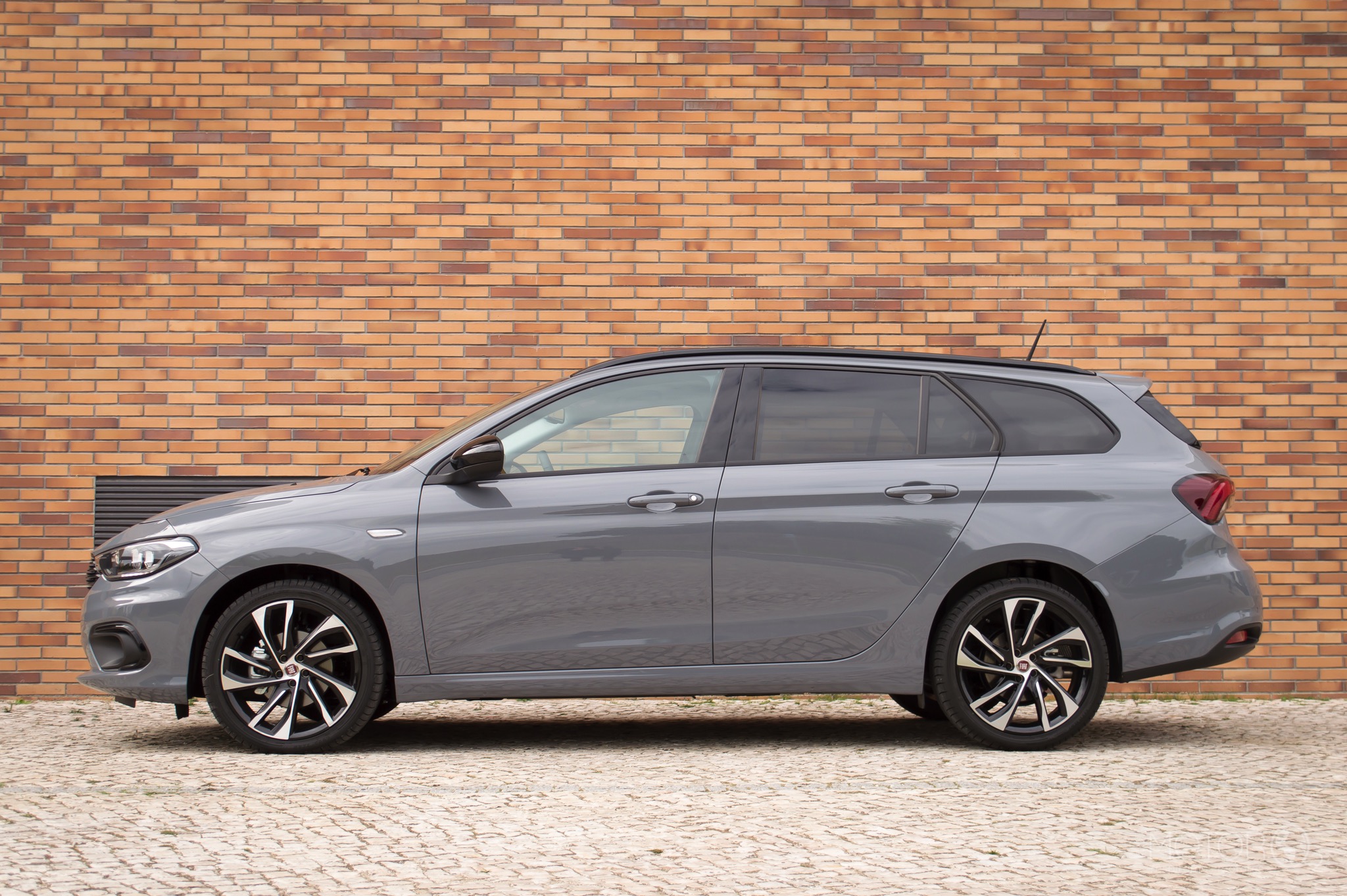 Ensaio - Fiat Tipo SW S-Design: "Mais do que uma cara bonita"