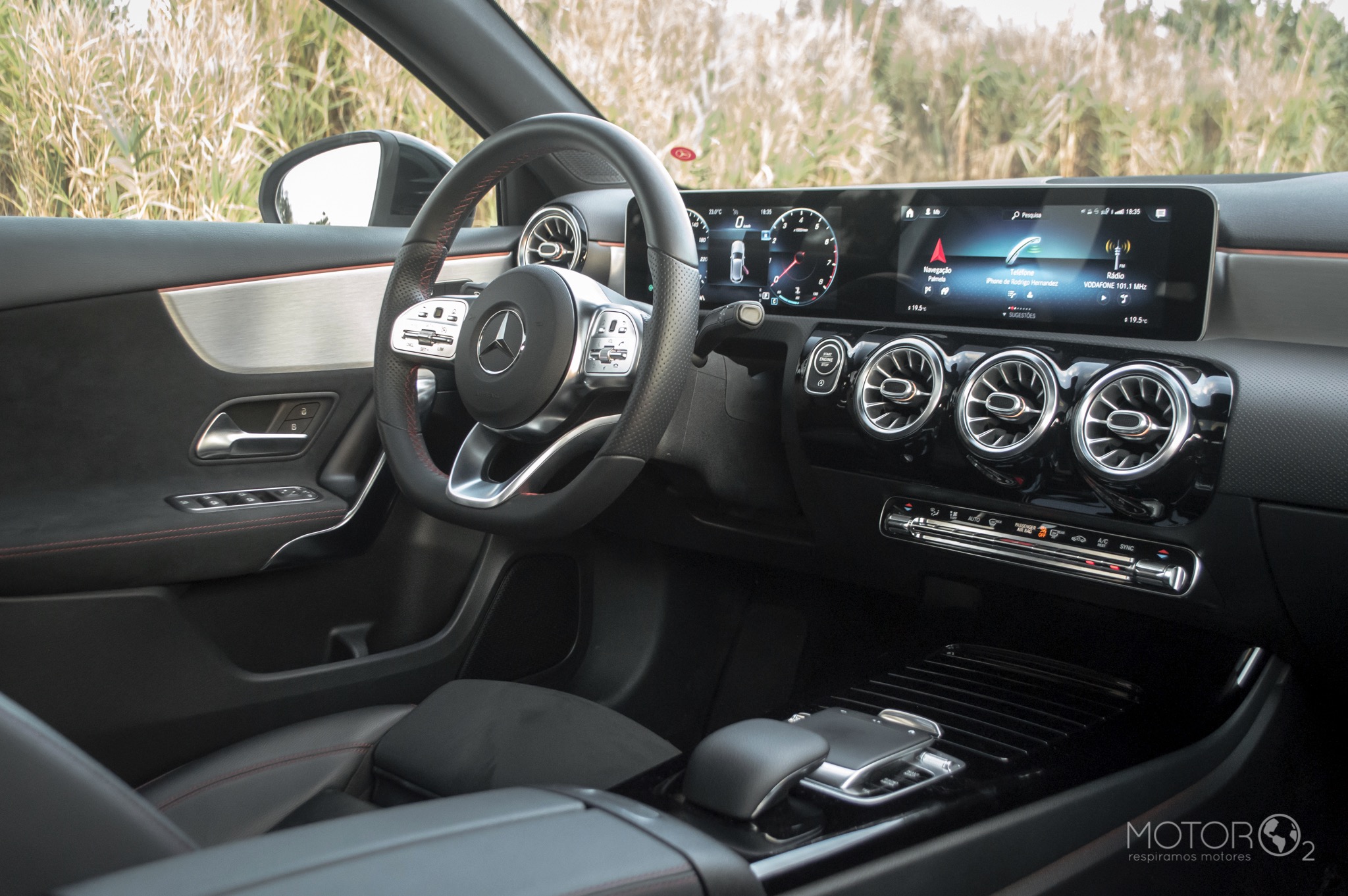 Testámos o Mercedes Classe A200 com motor a gasolina de 163cv. Vale a pena?