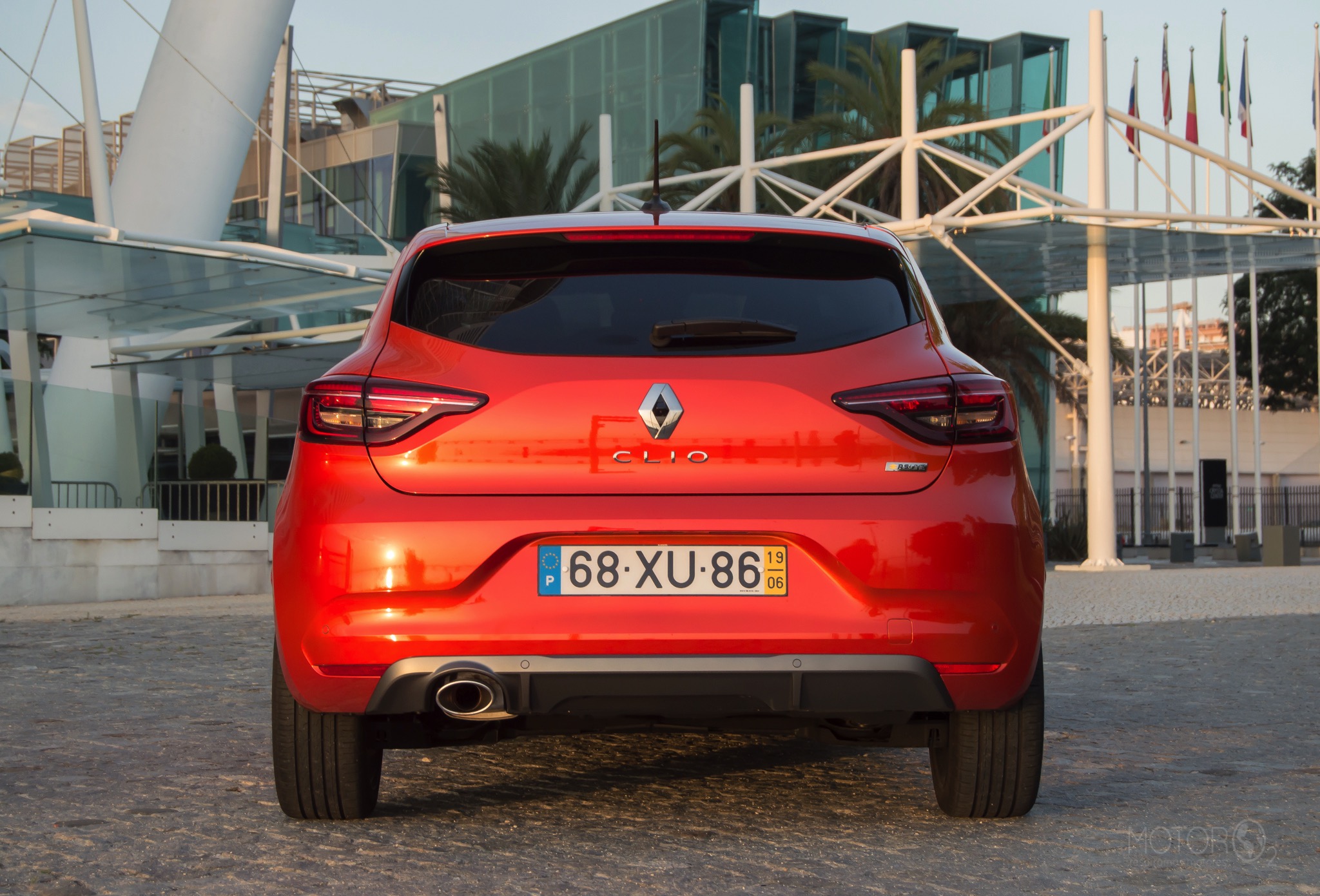 "O objetivo é continuar a liderar" - Testámos o novo Clio V TCe 130 R.S ...