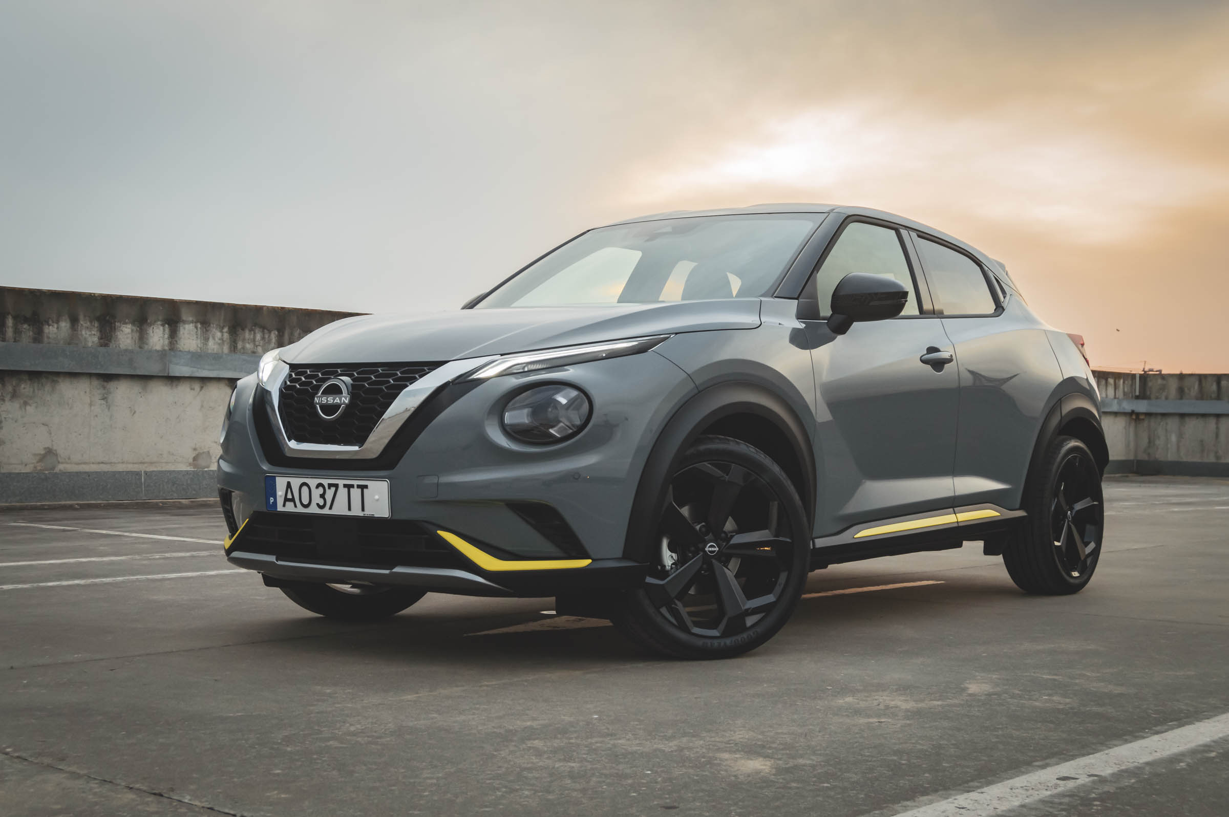 Teste ao Nissan Juke na versão especial Kiiro: Para comemorar o Batman