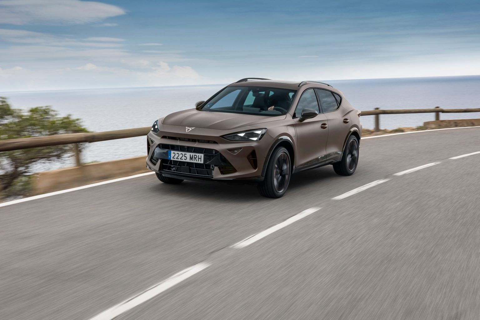 CUPRA_FORMENTOR_CENTURY_BRONCE_MATT_DINAMIC_002 - MotorO2